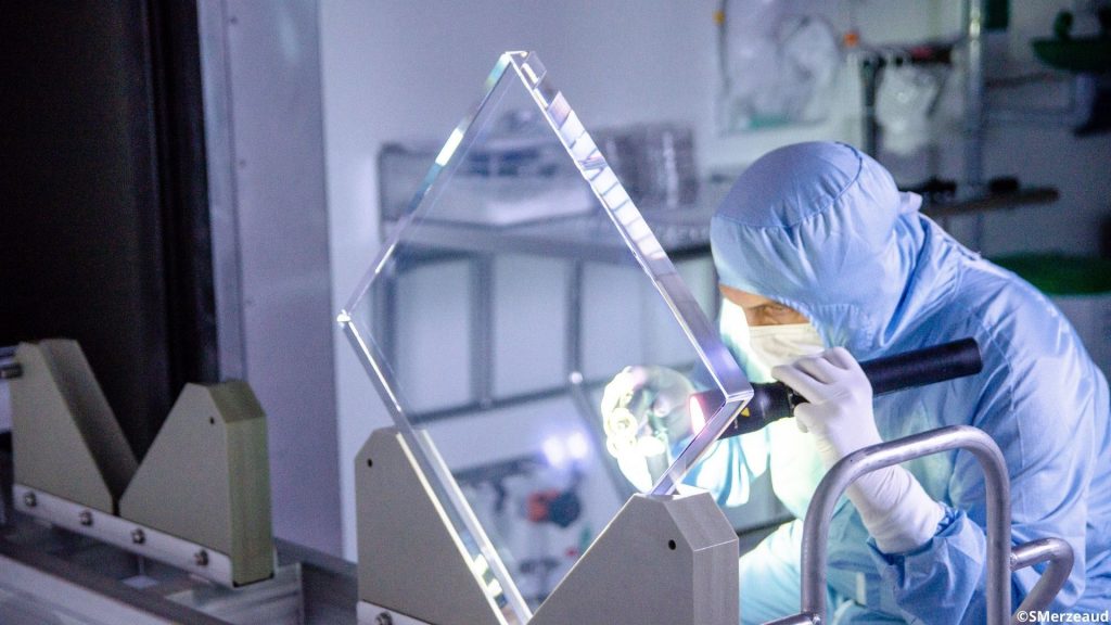 Ultra-clean Sol-Gel coating for high-power laser optics